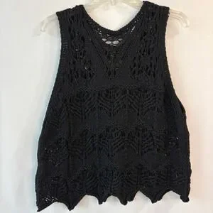 Zara | Tops | Zara Black Crochet Knit Tank Top Scalloped Hem Boho ...